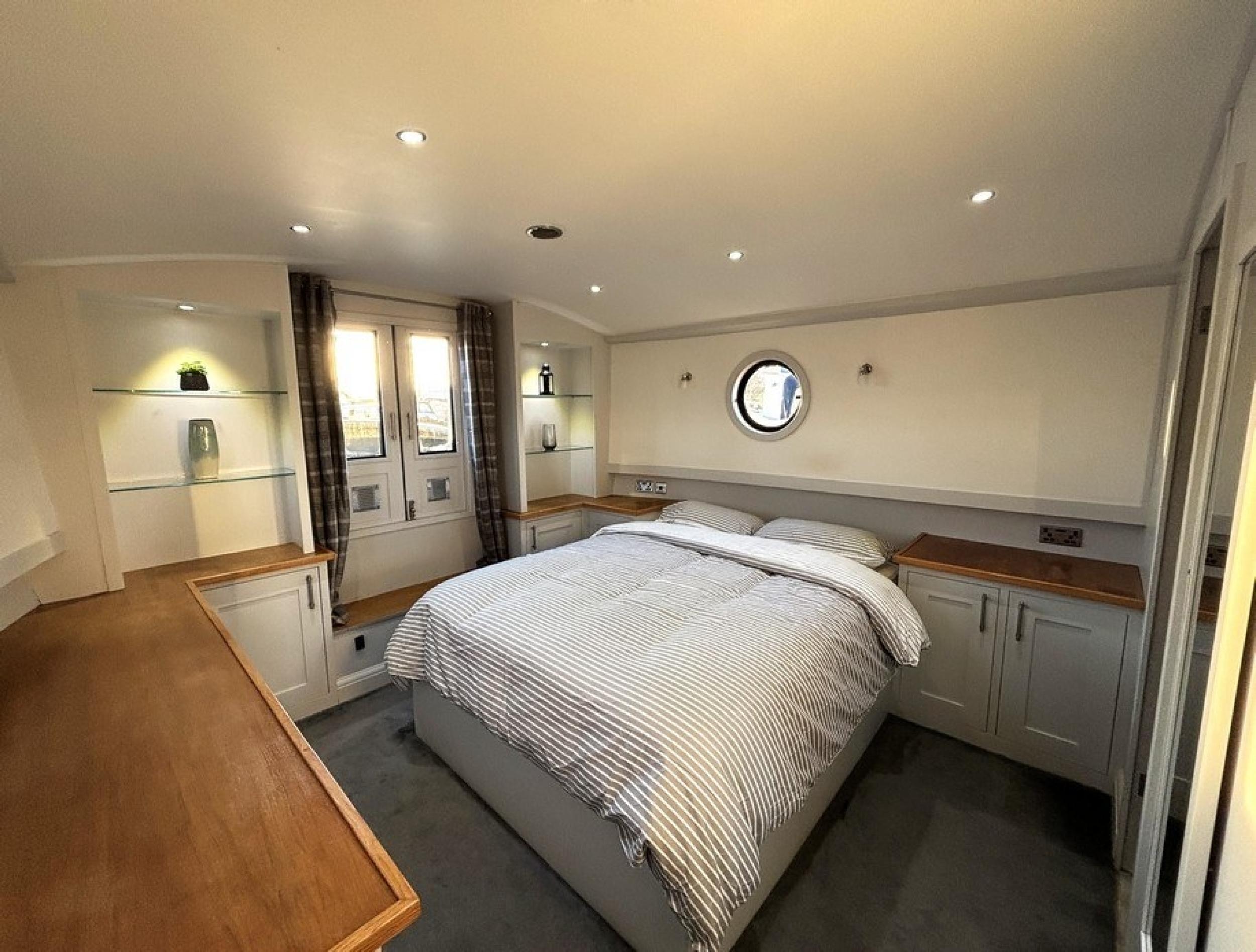 Shaken Not Stirred | Barton Marina