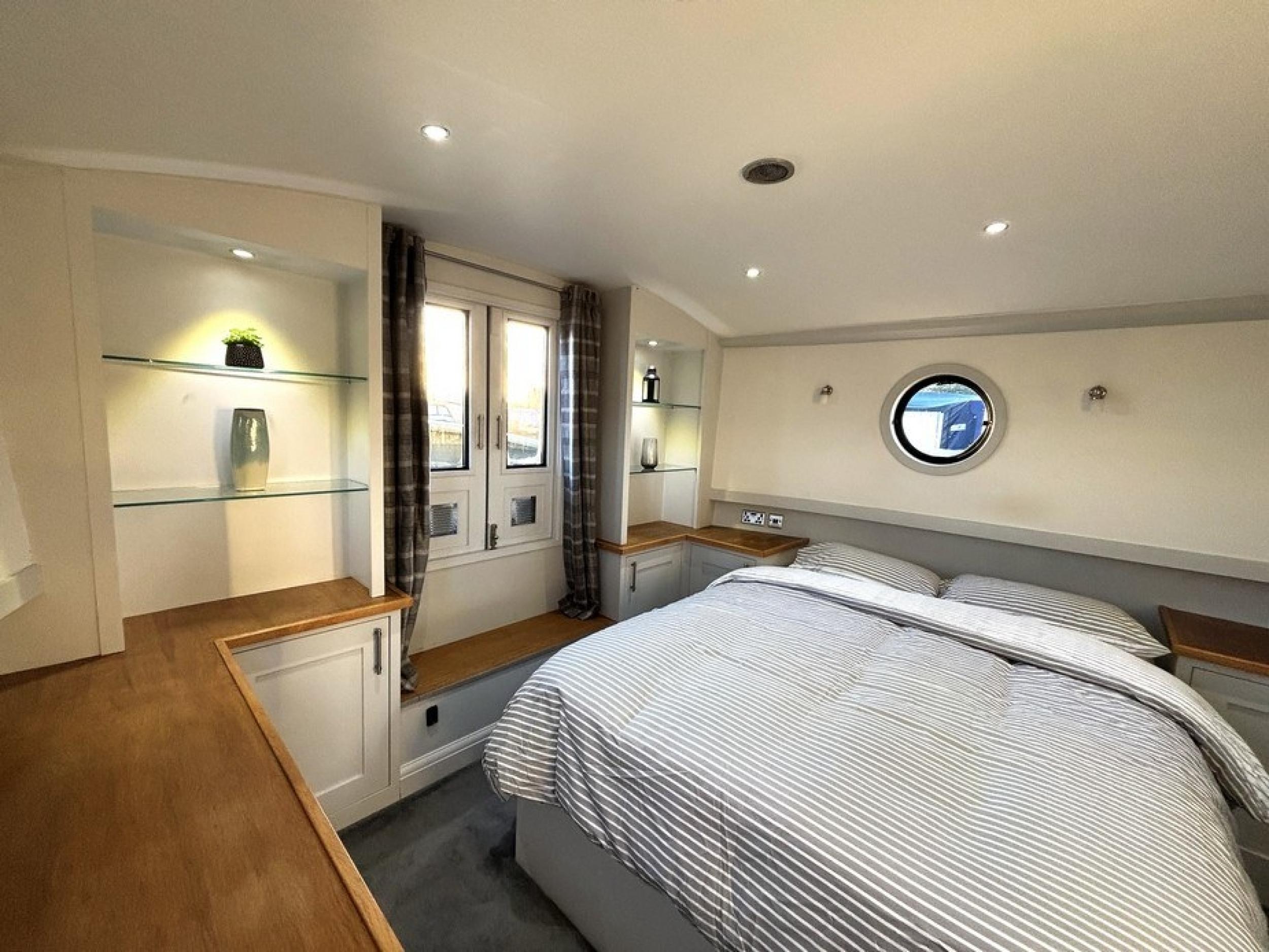 Shaken Not Stirred | Barton Marina